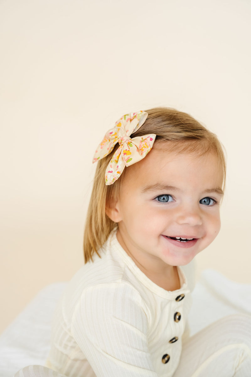 Lou Lou Bow Club Subscription - August – Lou Lou & Company